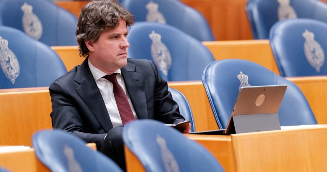 Why is Europe continuing to pay Russia billions for oil and gas ...